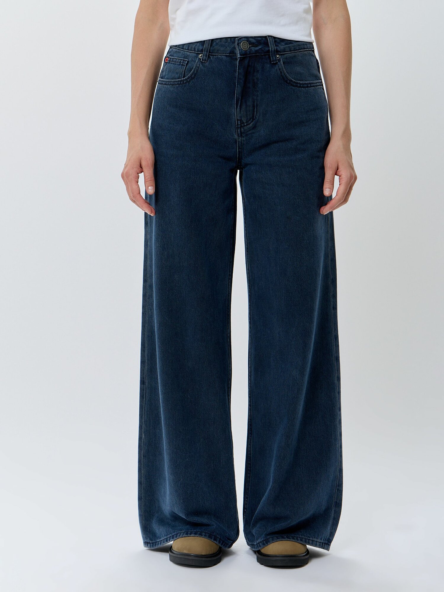 Джинсы клеш 