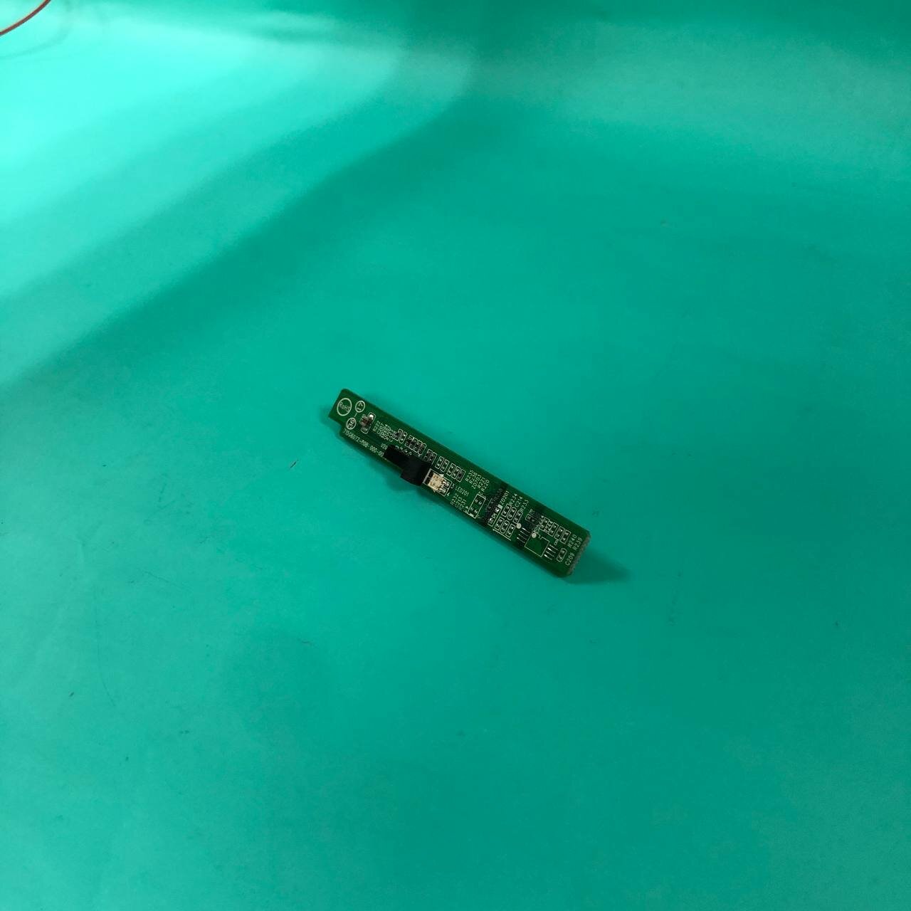 ИК приемник 715G6072-B0B-000-004S PHILIPS 46PFL4988T/60