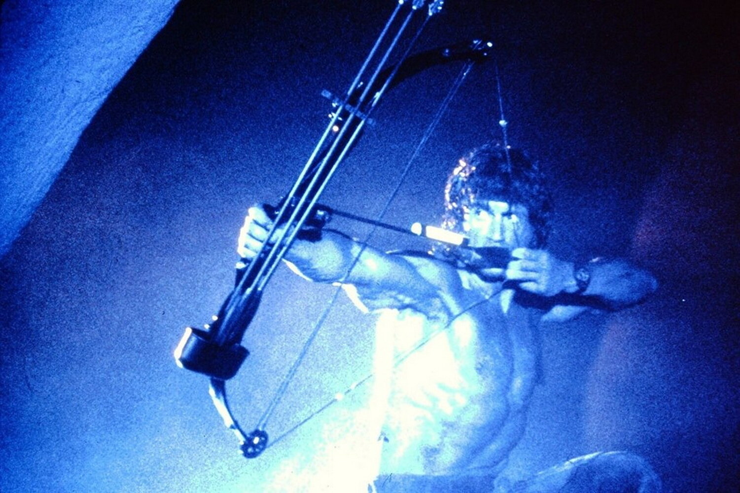 Плакат, постер «Рэмбо: Первая кровь – Часть II» *Rambo: First Blood Part II***Год 1985** на холсте, размер 21х30см