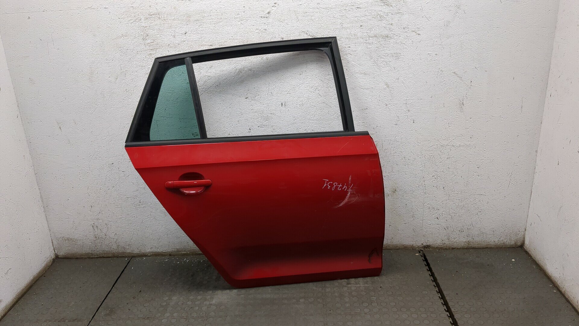 Дверь боковая (легковая) правая задняя Skoda Rapid Б/У