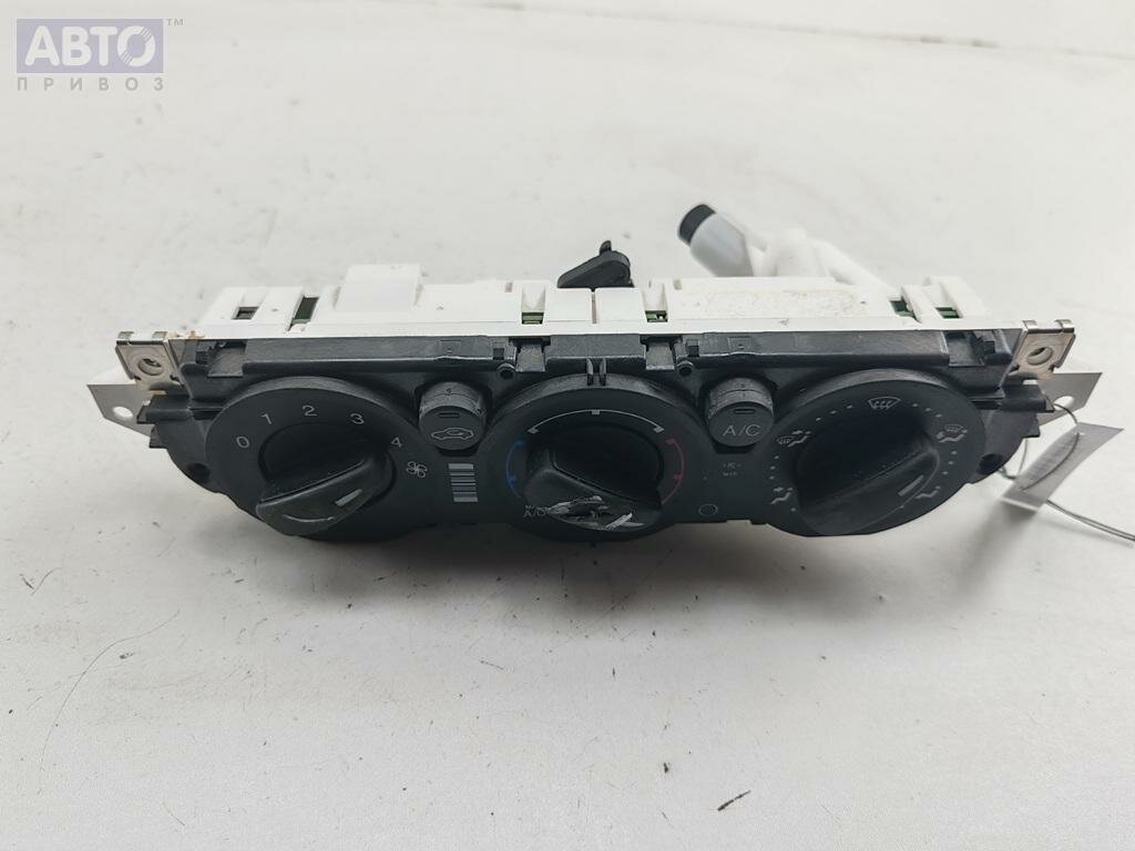 Переключатель отопителя Ford Focus 2 (2004-2010)