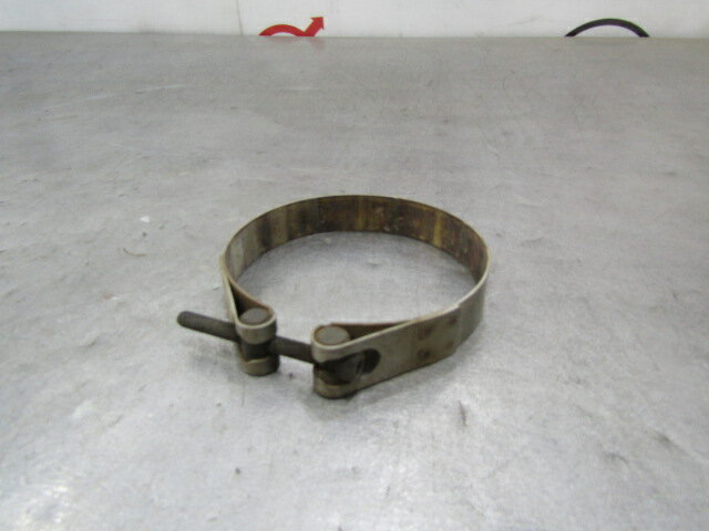 Хомут трубы глушителя Scania 6-series