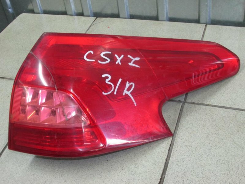 Фонарь задний правый Citroen C5 2008
