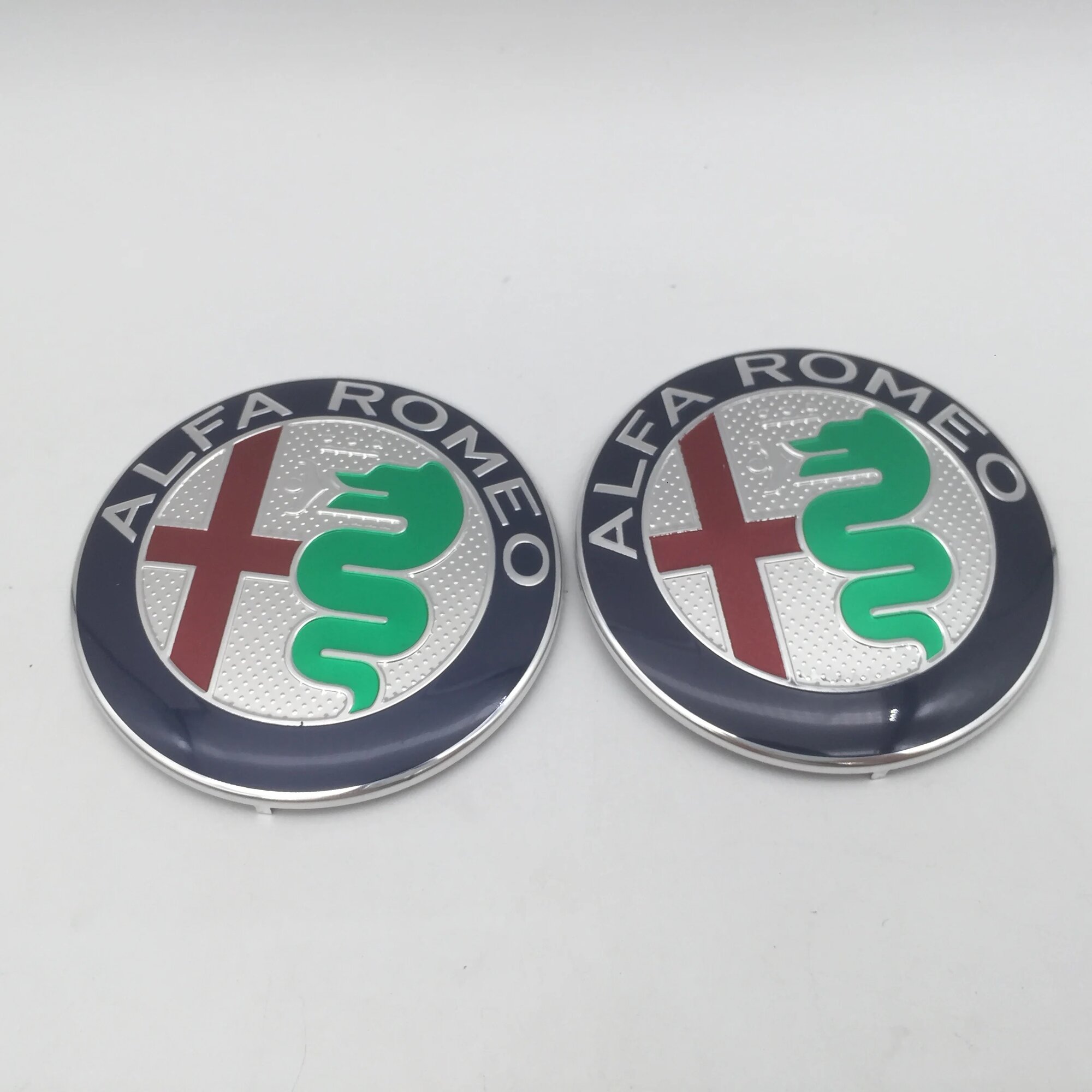 Для AlfaRomeo 147 156 159 74 мм автомобильный передний капот эмблема наклейка на 2pcs new green