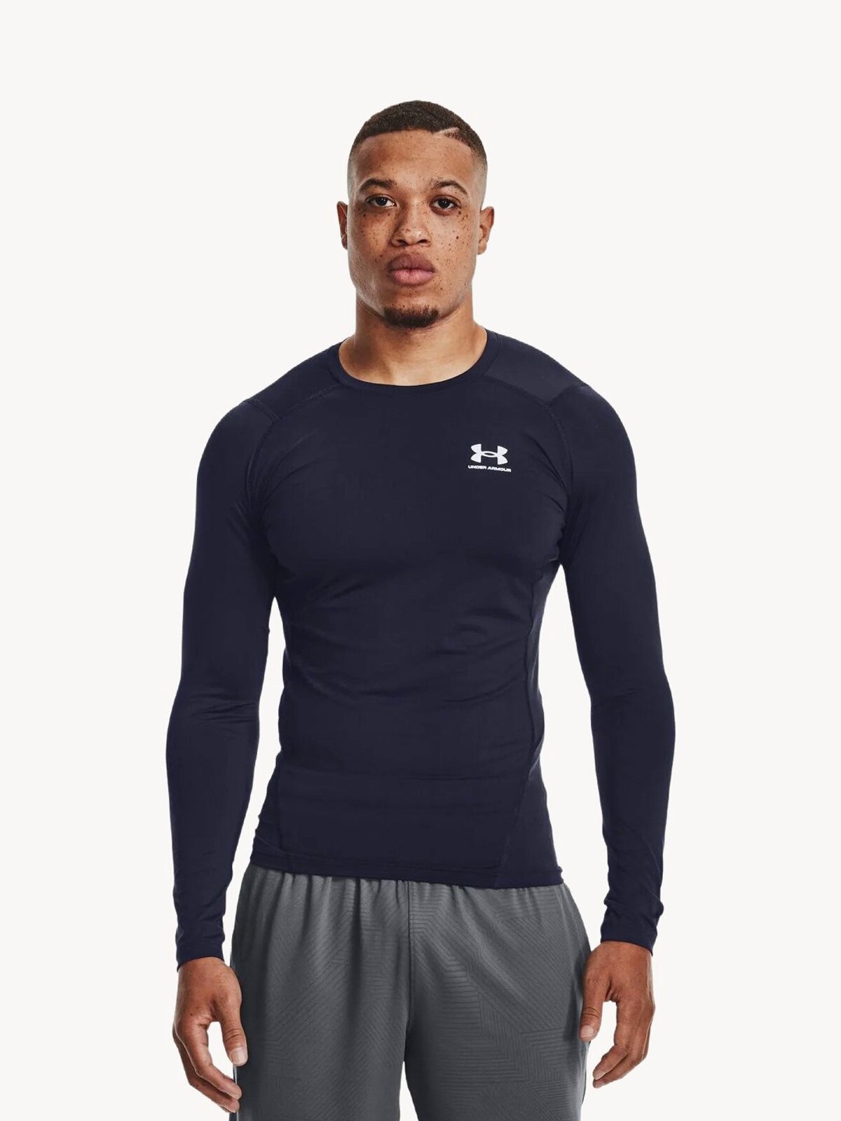 Лонгслив спортивный Under Armour HeatGear