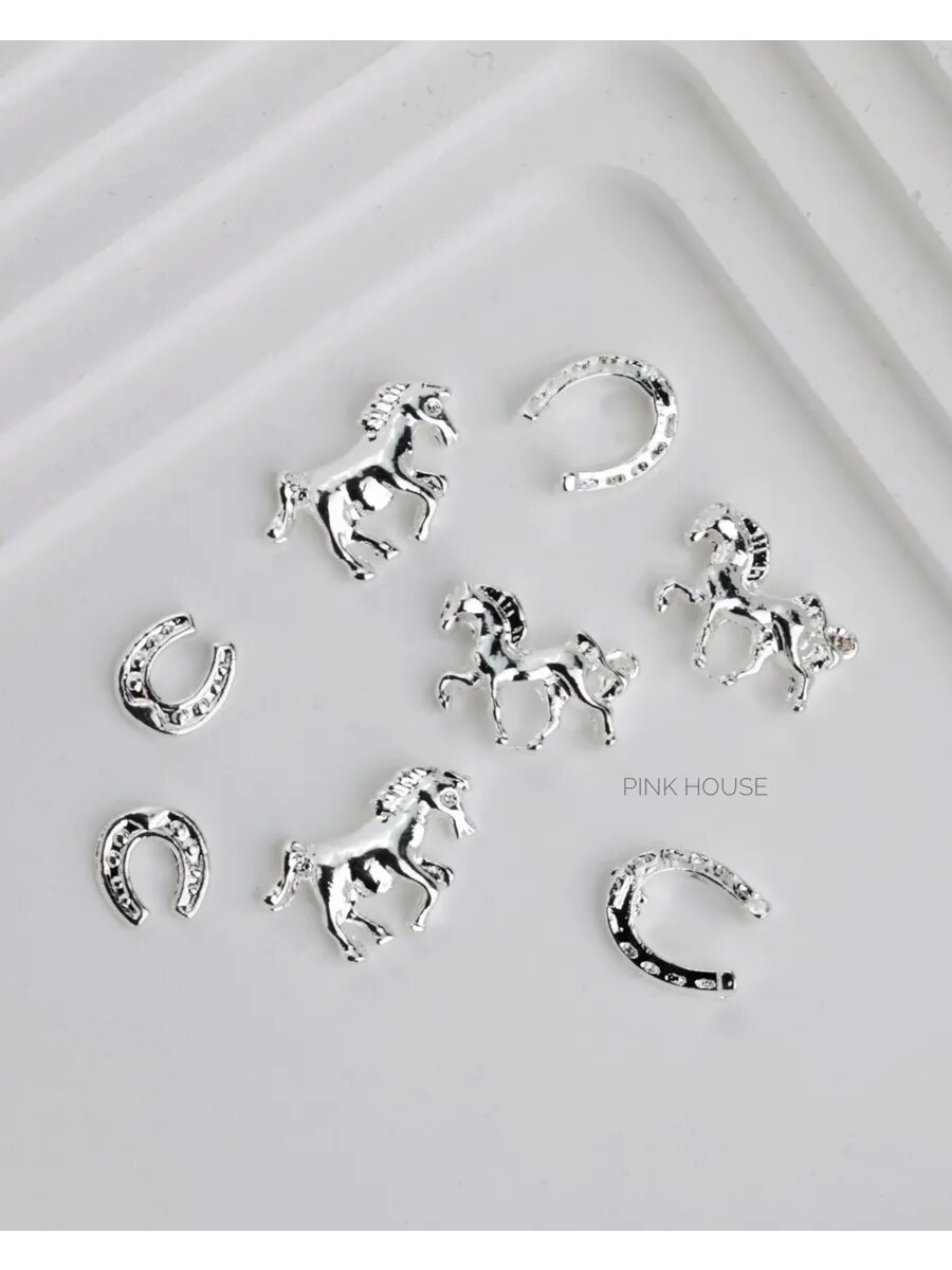 Дизайн для ногтей фигурки для маникюра Новогодние Лошадь Подковы