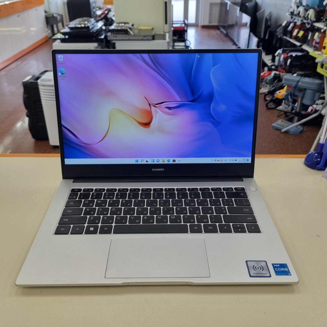 Ноутбук Huawei bod-wd19; I3-1115G4, Intel UHD Graphics, 8 Гб, 256 Гб,уценка, б/у