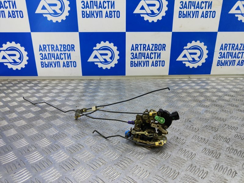 Б/У Замок двери передней правой Nissan Sunny / Ниссан Санни 1.6 QG16DE 107 Л.С 2003