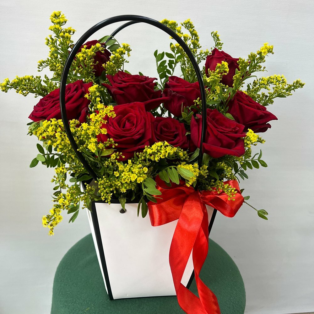 Авторский букет 217 - Яркий подарок