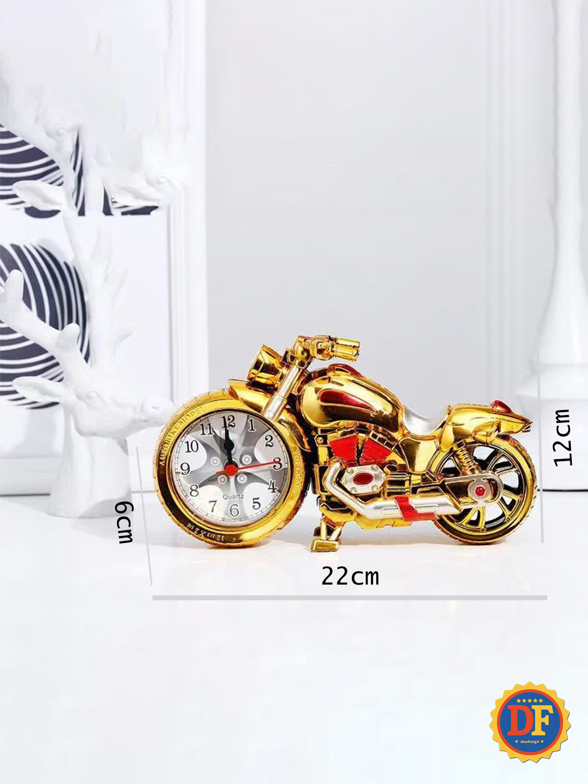 Будильник в форме мотоцикла, Золотисто-красный, дисплей 7 см, питание от AA батарейки, для прикроватного использования