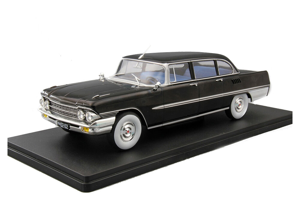 Модель коллекционная HACHETTE Лихачев 111Г лимузин (легендарные советские автомобили #25)