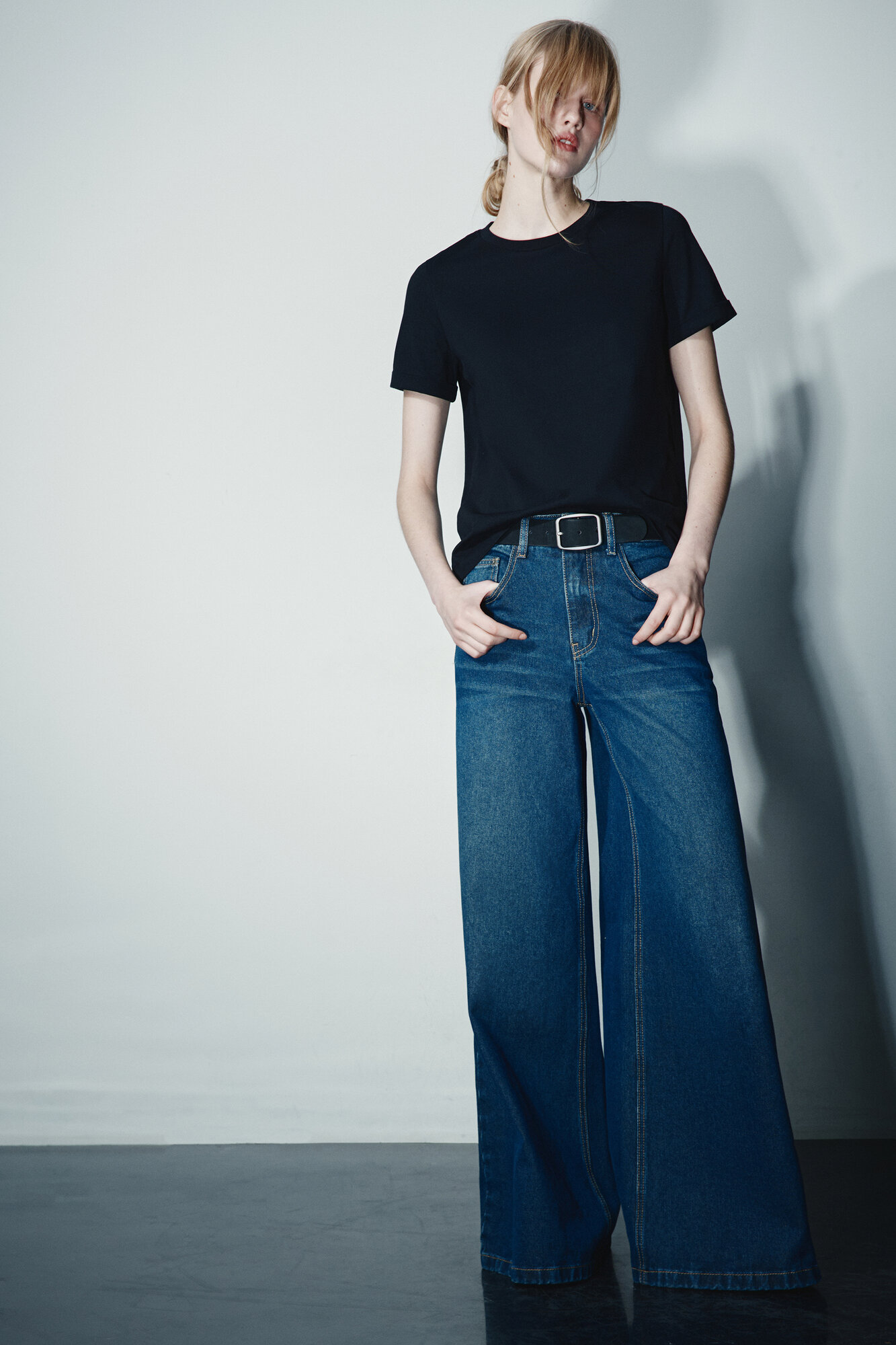 Джинсы широкие Woman Mix&Match 