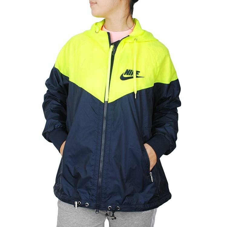 Куртка Sportswear