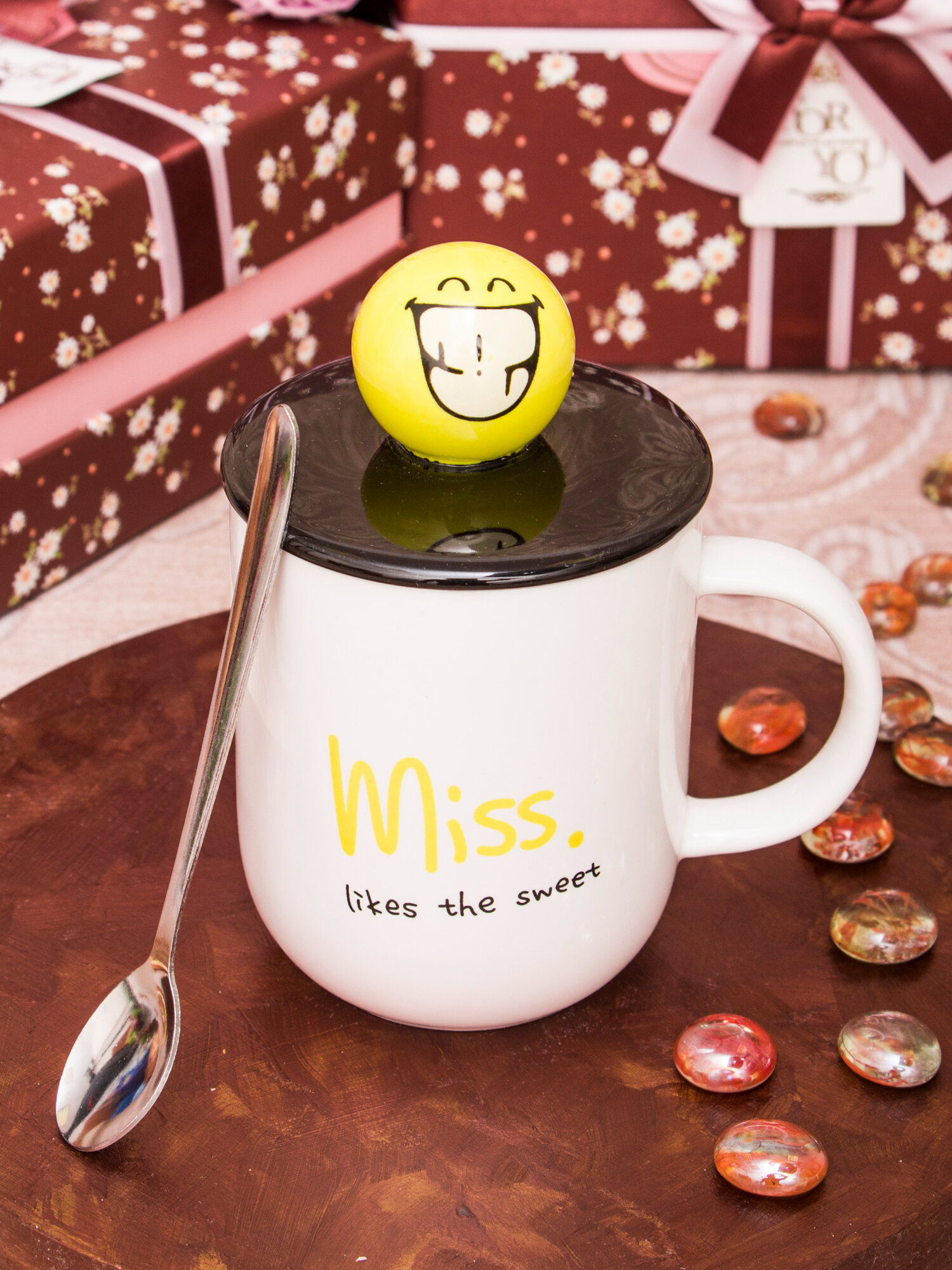 Кружка для чая "Smile Смайлик желтый" с крышкой и ложкой, 400 мл, чашка мужская, детская, подарочная с приколом