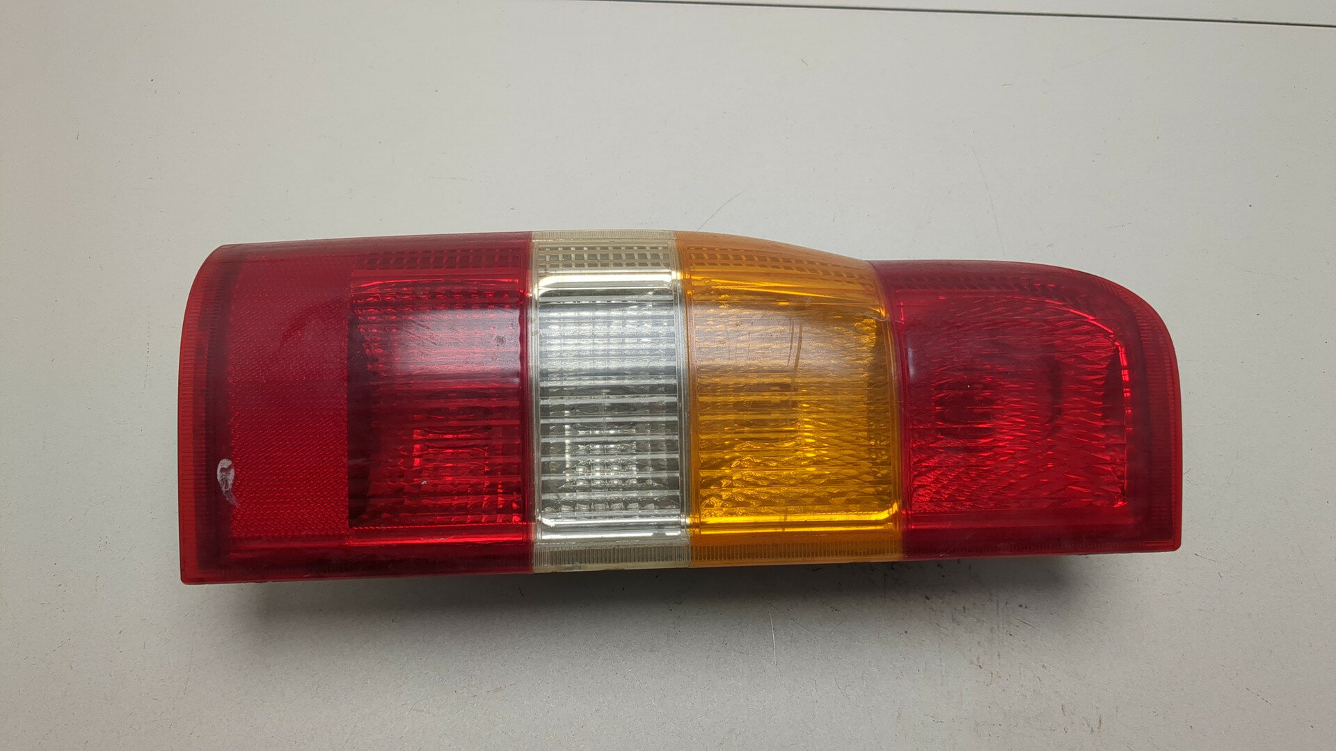 Фонарь (задний) левый Ford Transit Б/У