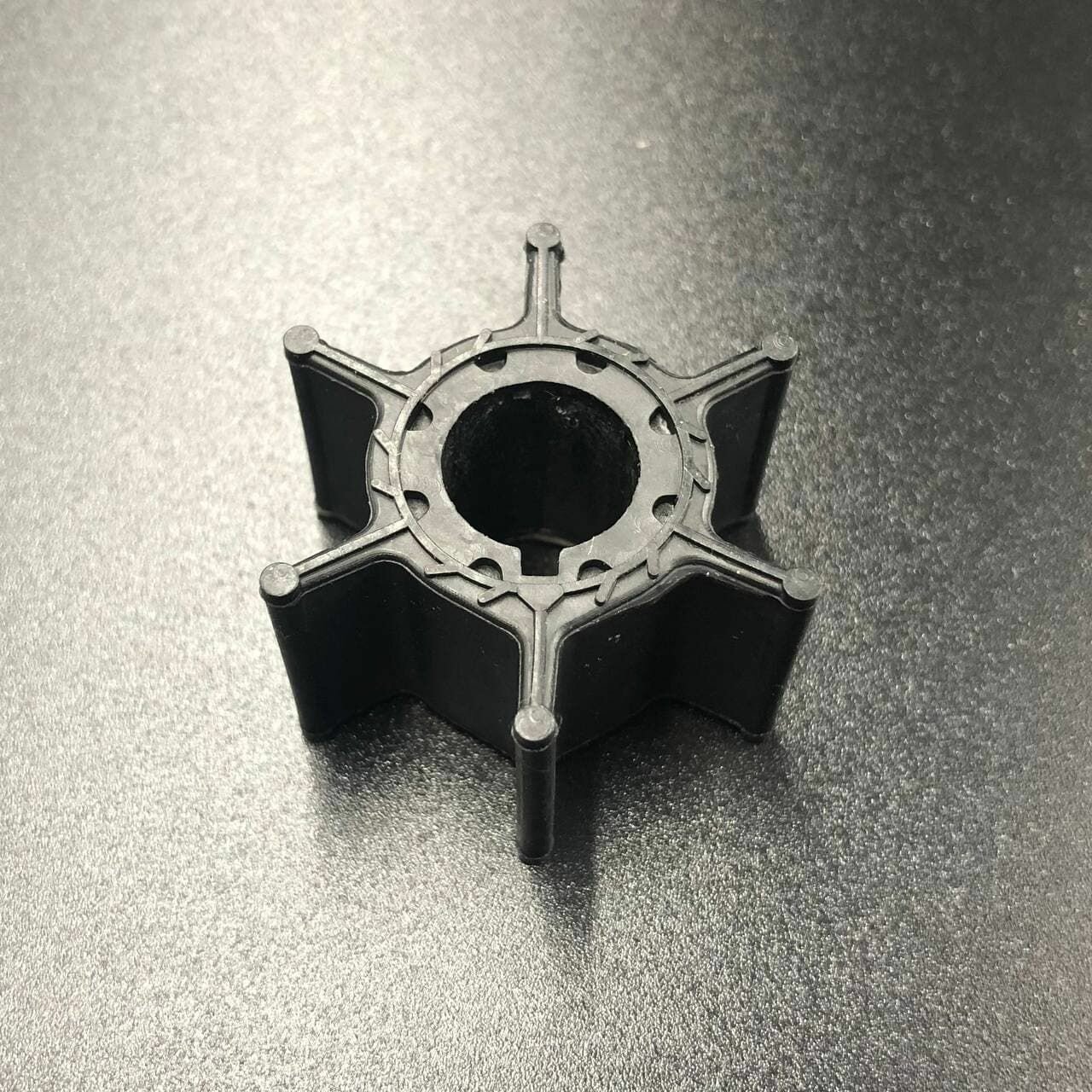 Крыльчатка помпы охлаждения Yamaha 9.9-15, F8-9.9 Old (Omax), ОЕМ 682-44352-01