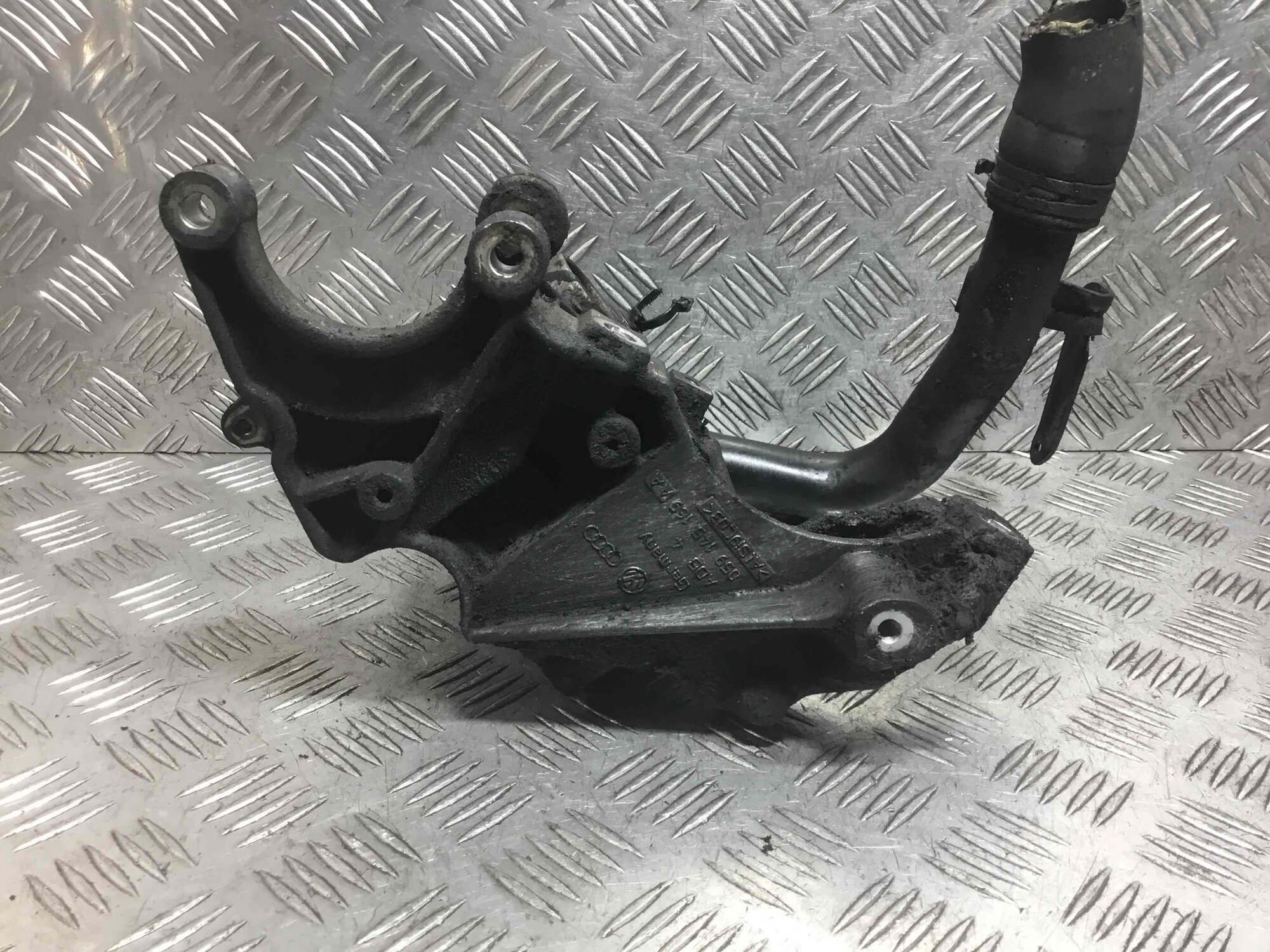 Б/У Кронштейн гидроусилителя Audi A6 C6/4F (2004-2008) 2006 г.