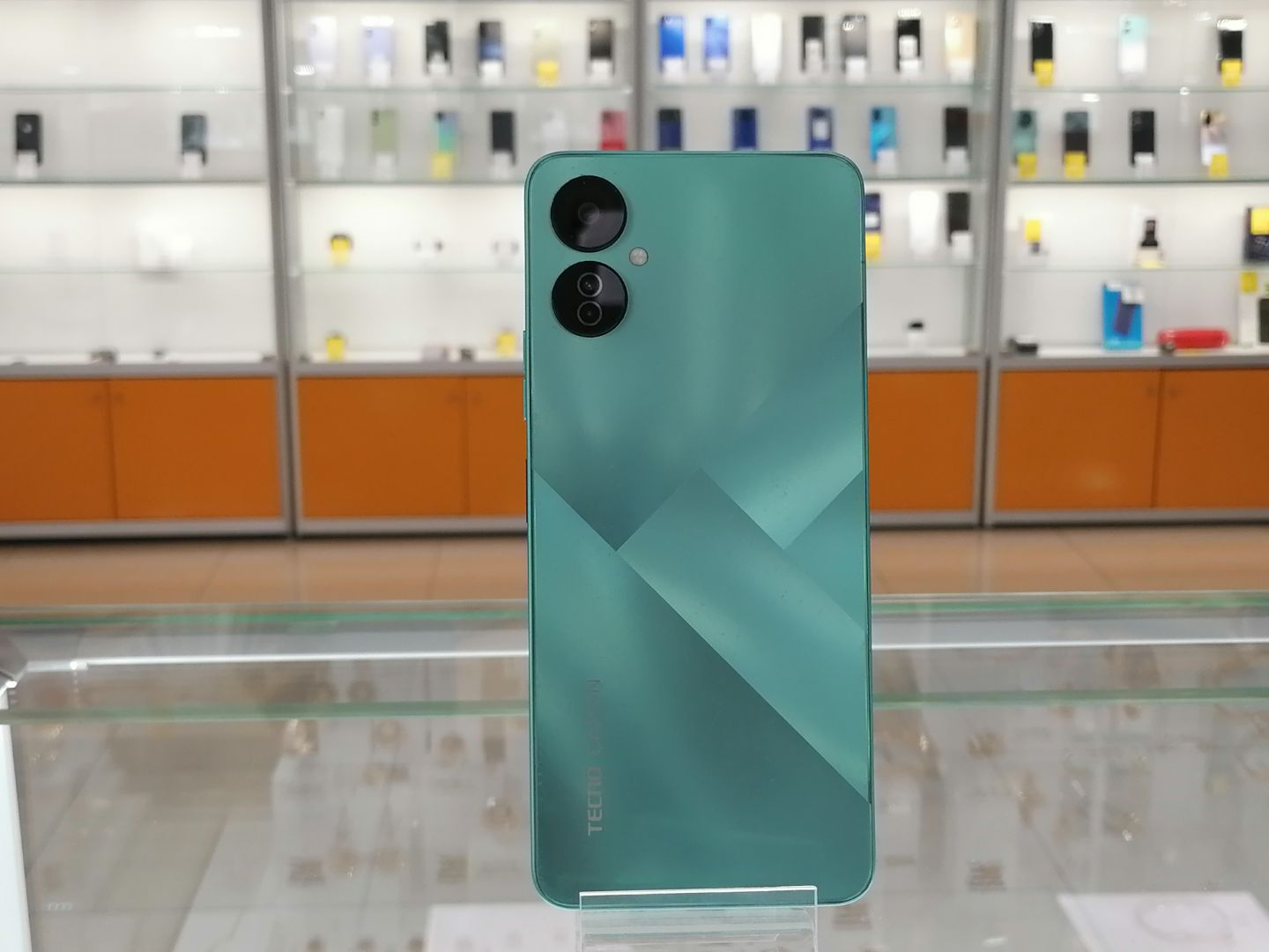 Смартфон TECNO Camon 19 Neo 6/128 ГБ, Dual nano SIM, зеленый