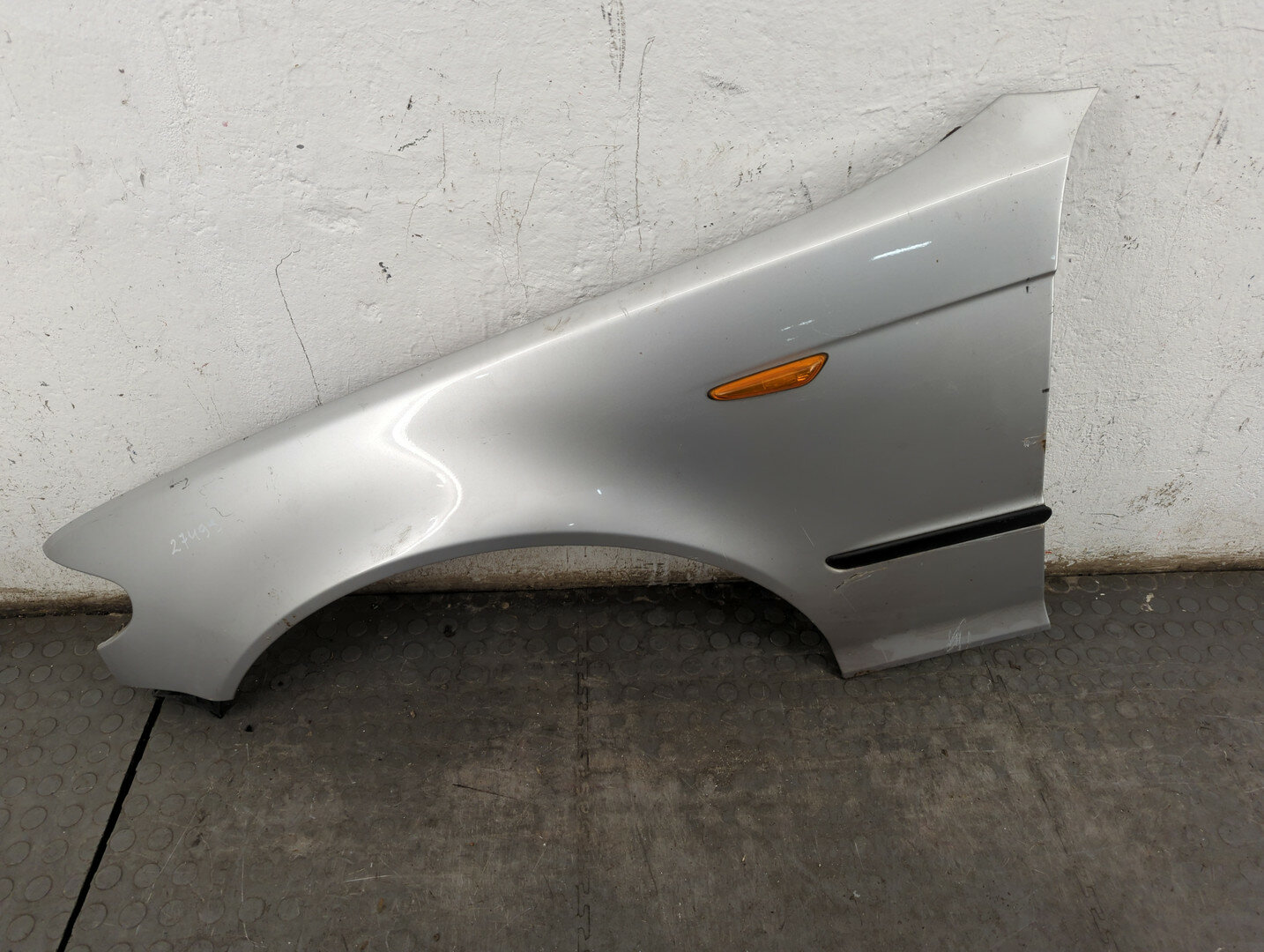 Крыло левое переднее BMW 3 E46 Б/У