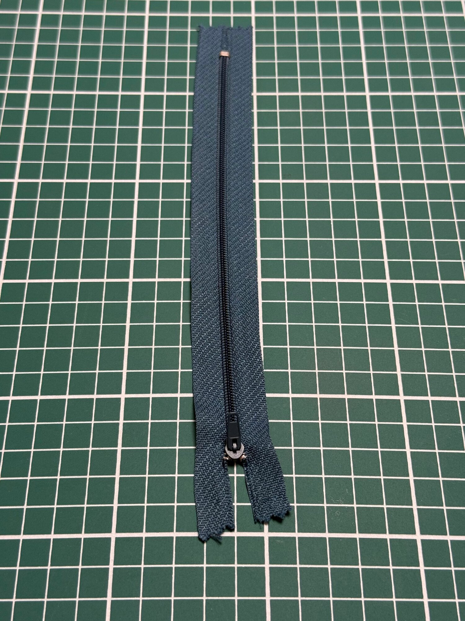 Молния Спираль , замок автомат, цвет бирюзовый, 20 см, цена за 1 штуку.