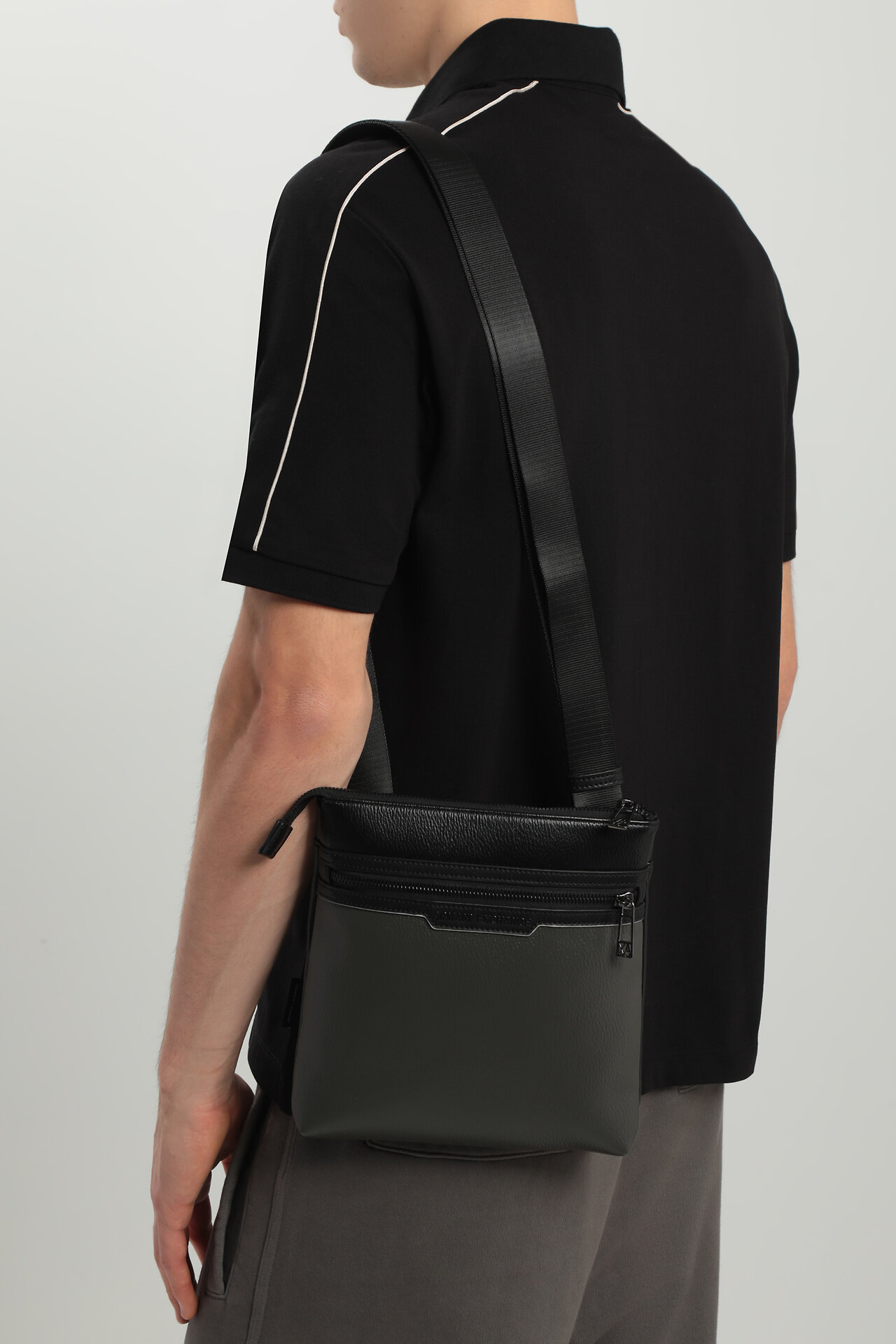 Сумка Armani Exchange, серый — фото 1
