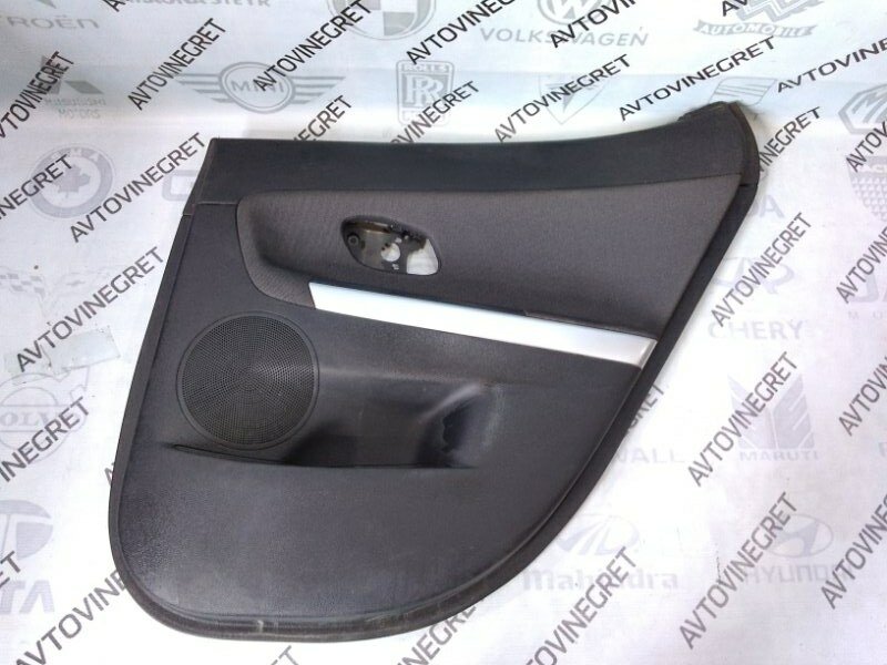 Обшивка двери задняя правая Kia Ceed 2 Б/У с пробегом