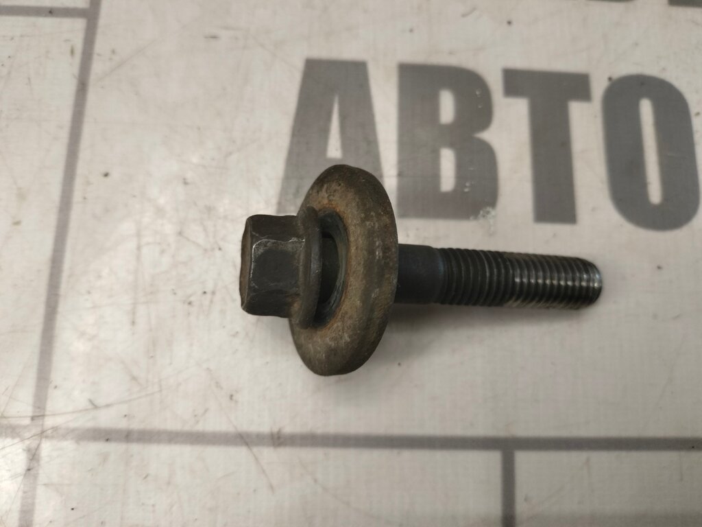 Болт коленвала Daewoo Nexia 95-16