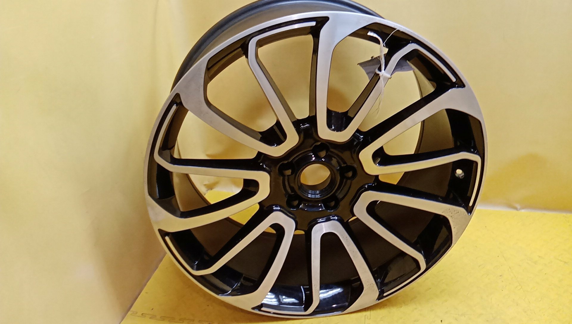 Диск колесный легкосплавный Range Rover IV Land Rover