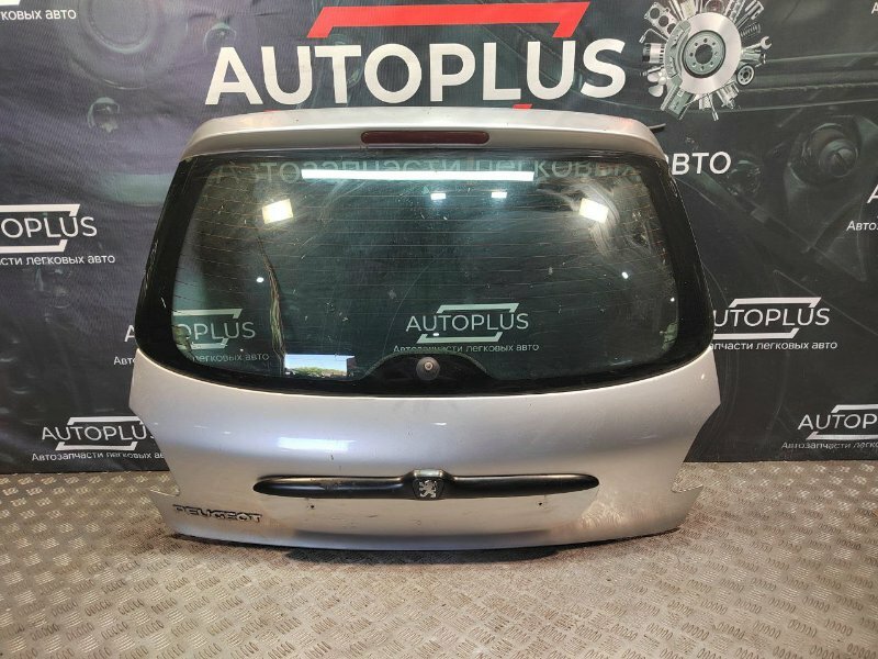 Дверь багажника Peugeot 206 2001 (1.4 KFW) Б/У с пробегом