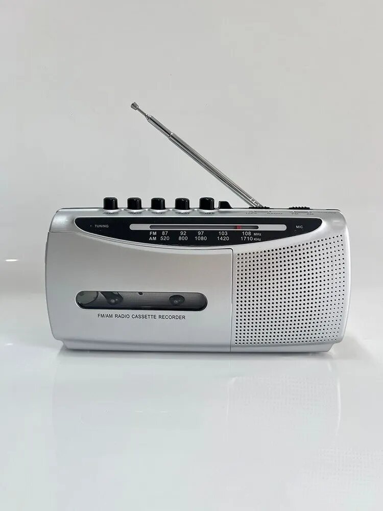 Кассетный плеер FM/AM, белый, портативный ретро-дизайн