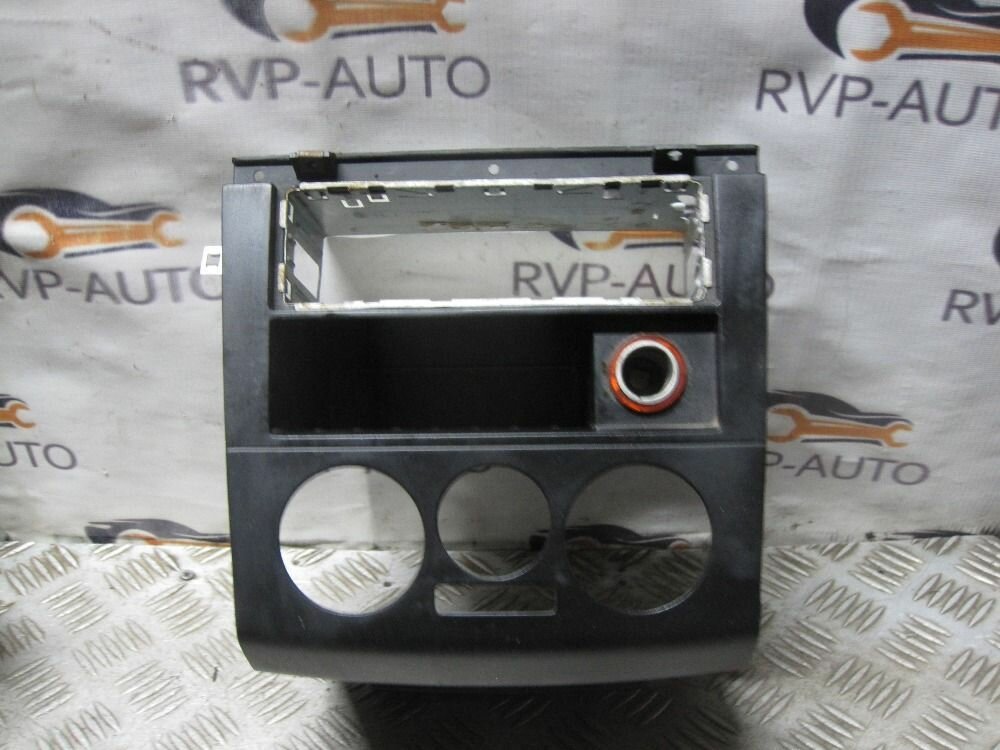 Накладка торпедо VW Pointer 2004-2009