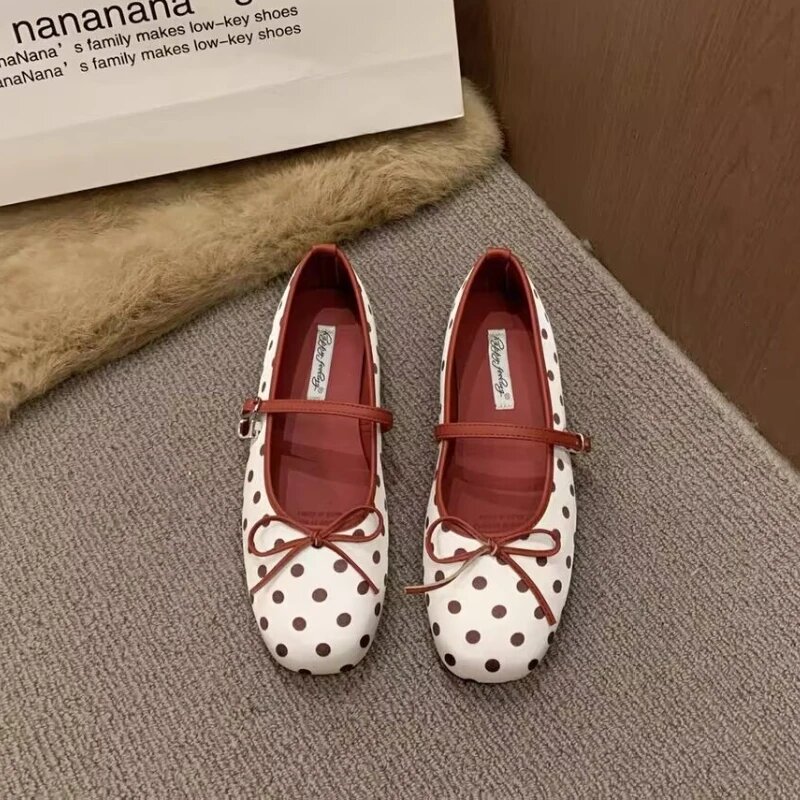 Балетки