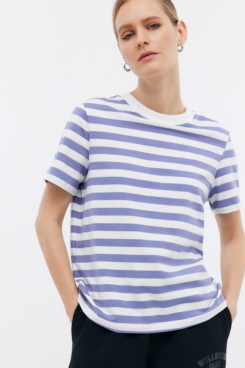 Футболка B2324203