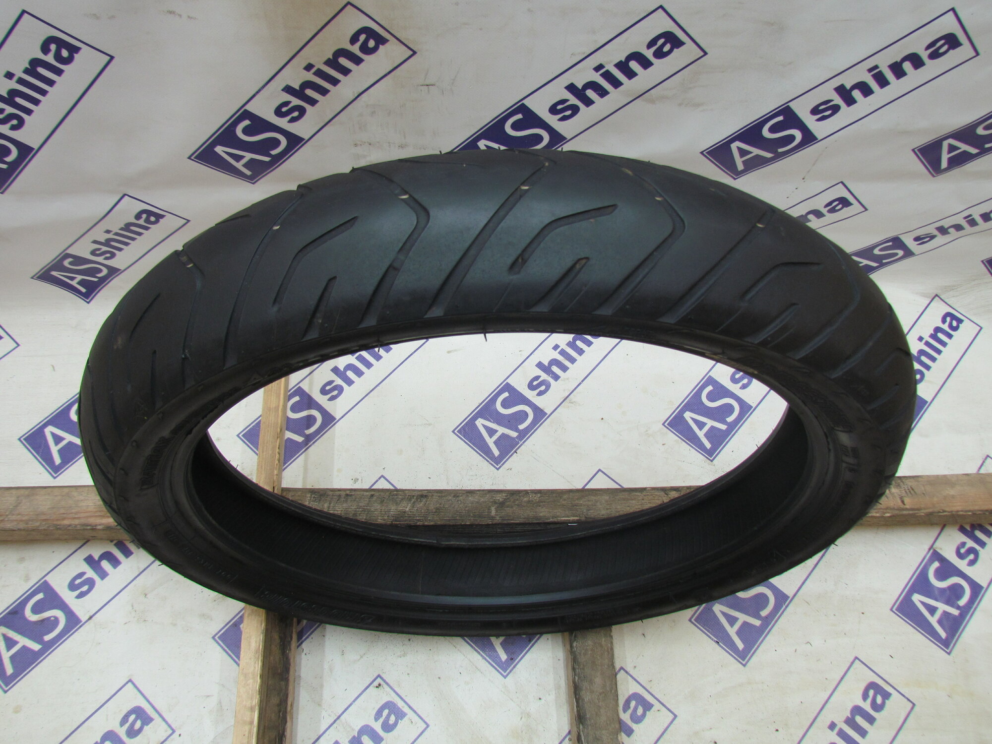 Мотошина БУ для мотоцикла Bridgestone Battlax Adventure A41F 120 / 70 R19 0024659