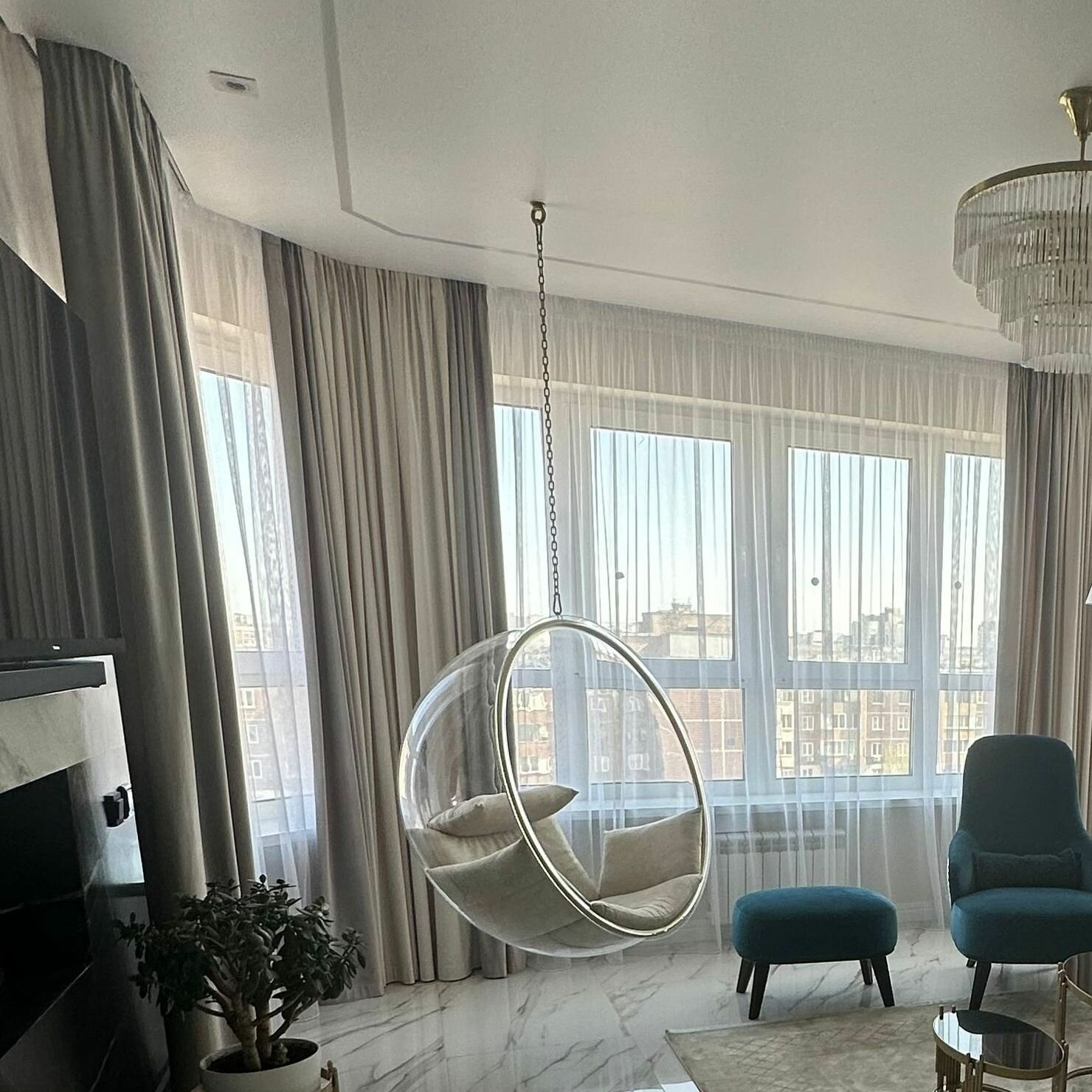 Подвесное кресло садовое