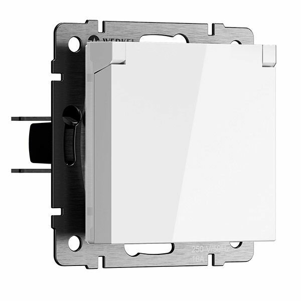 Штепсельная розетка встраиваемая WERKEL 16A 250V WL01-SKGSC-01-IP44 с/з, шторками и защитной крышкой / W1171201 белый