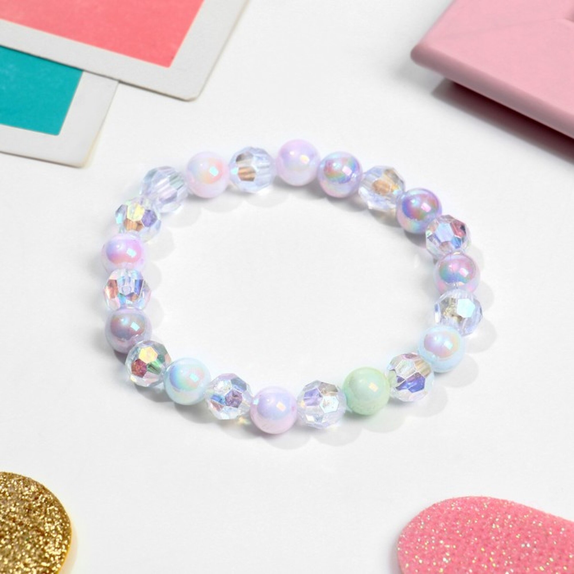 Браслет, пластик