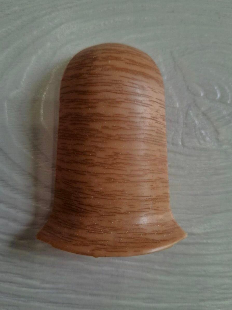 Угол внешний (наружный) к плинтусу Идеал Комфорт "Дуб" 201, 6шт