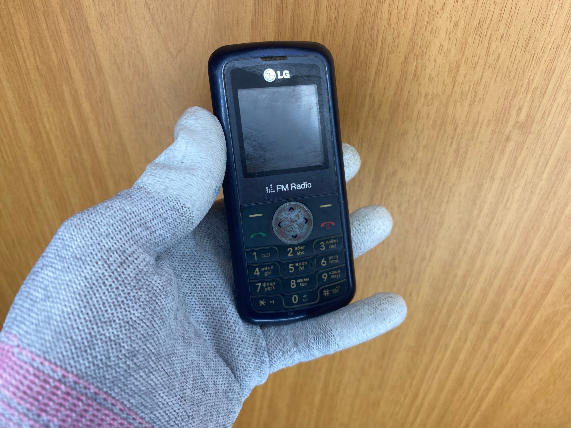 LG KP105 Оригинальный Б/У Retro Mania дарит ностальгию, Ретро телефон