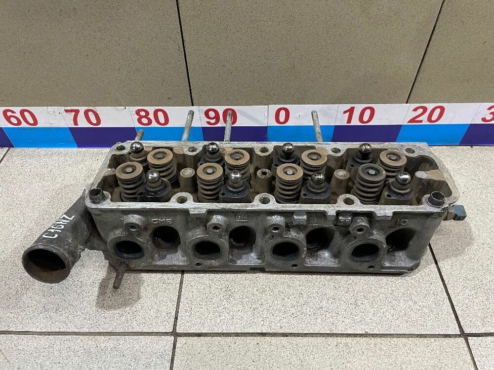 Головка блока цилиндров Opel Vectra A 1.6 90542324