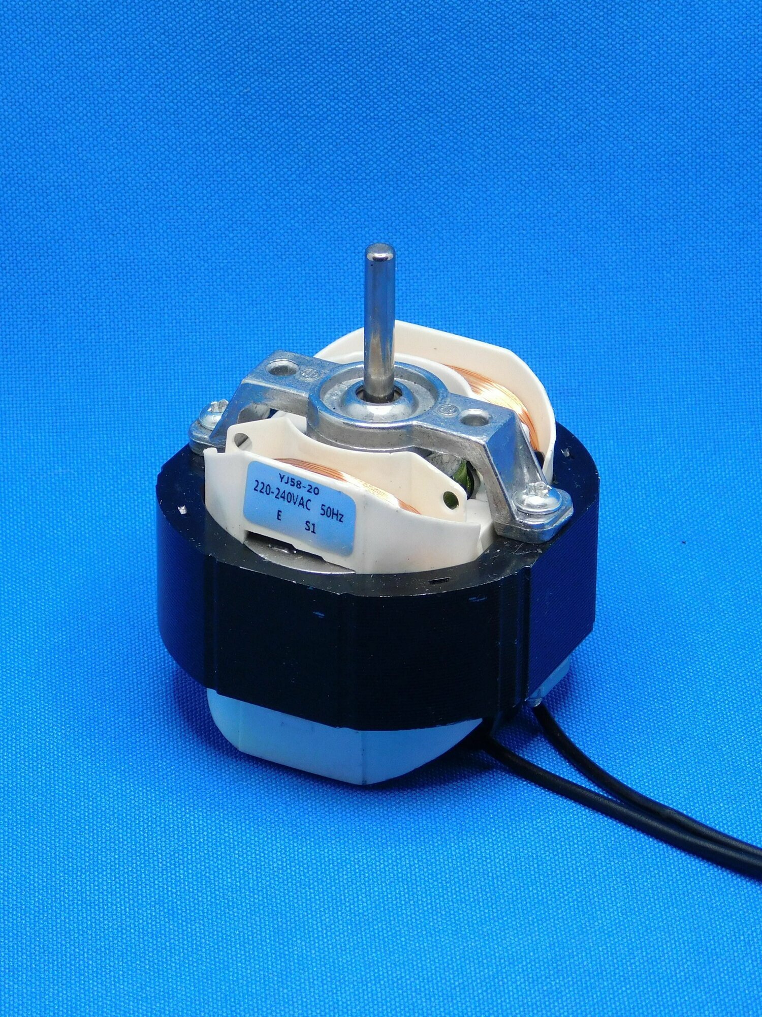 Мотор YJ58-20 для вытяжки, вентилятора, тепловентилятора, сушилок