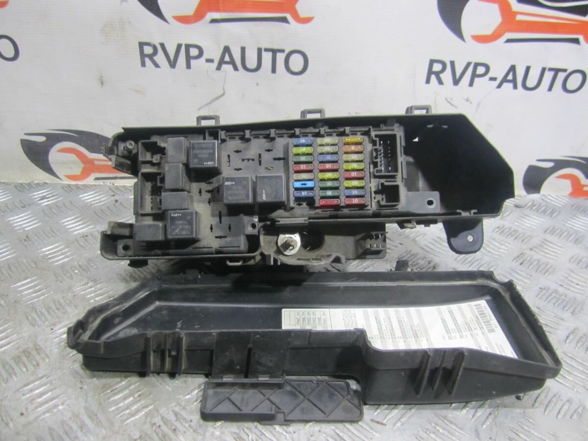 Блок предохранителей двс Volvo S80 2.4 1998-2006