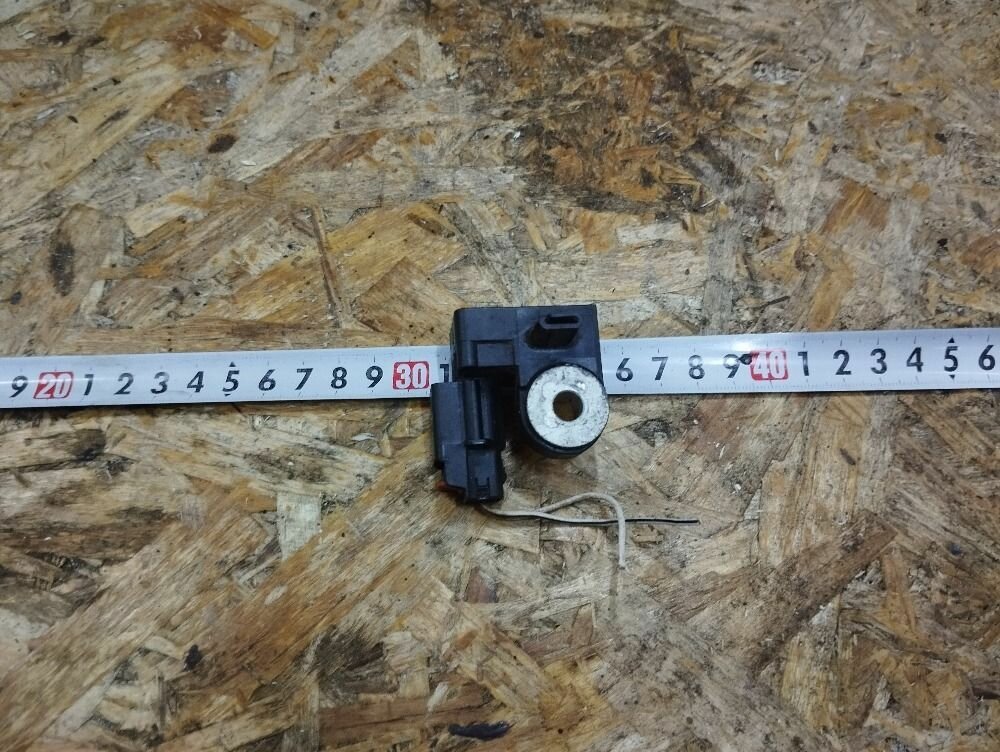 Датчик удара для Mazda 6 2002-2007г Б/У с пробегом