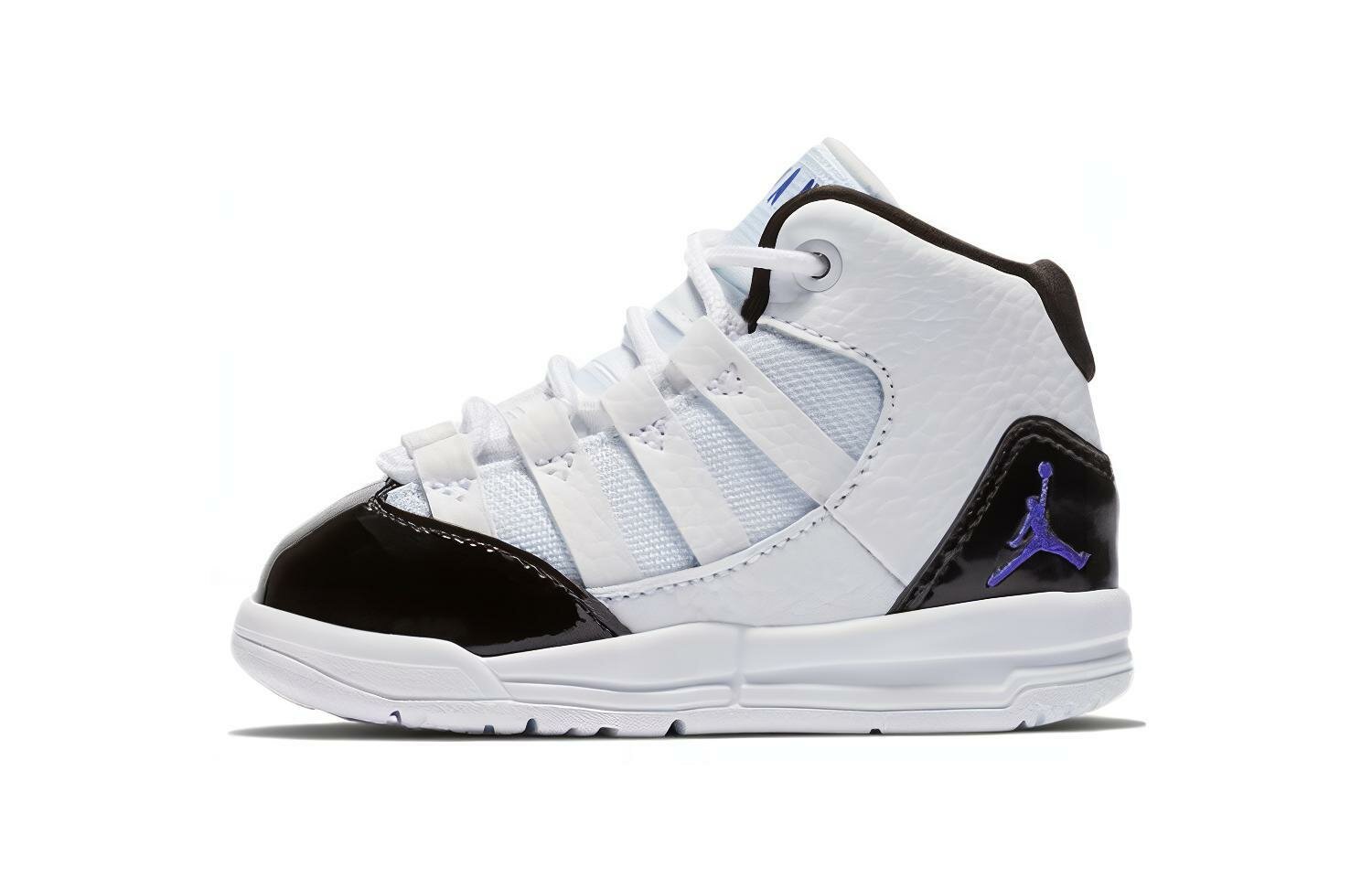 Кроссовки Air Jordan Max Aura 4