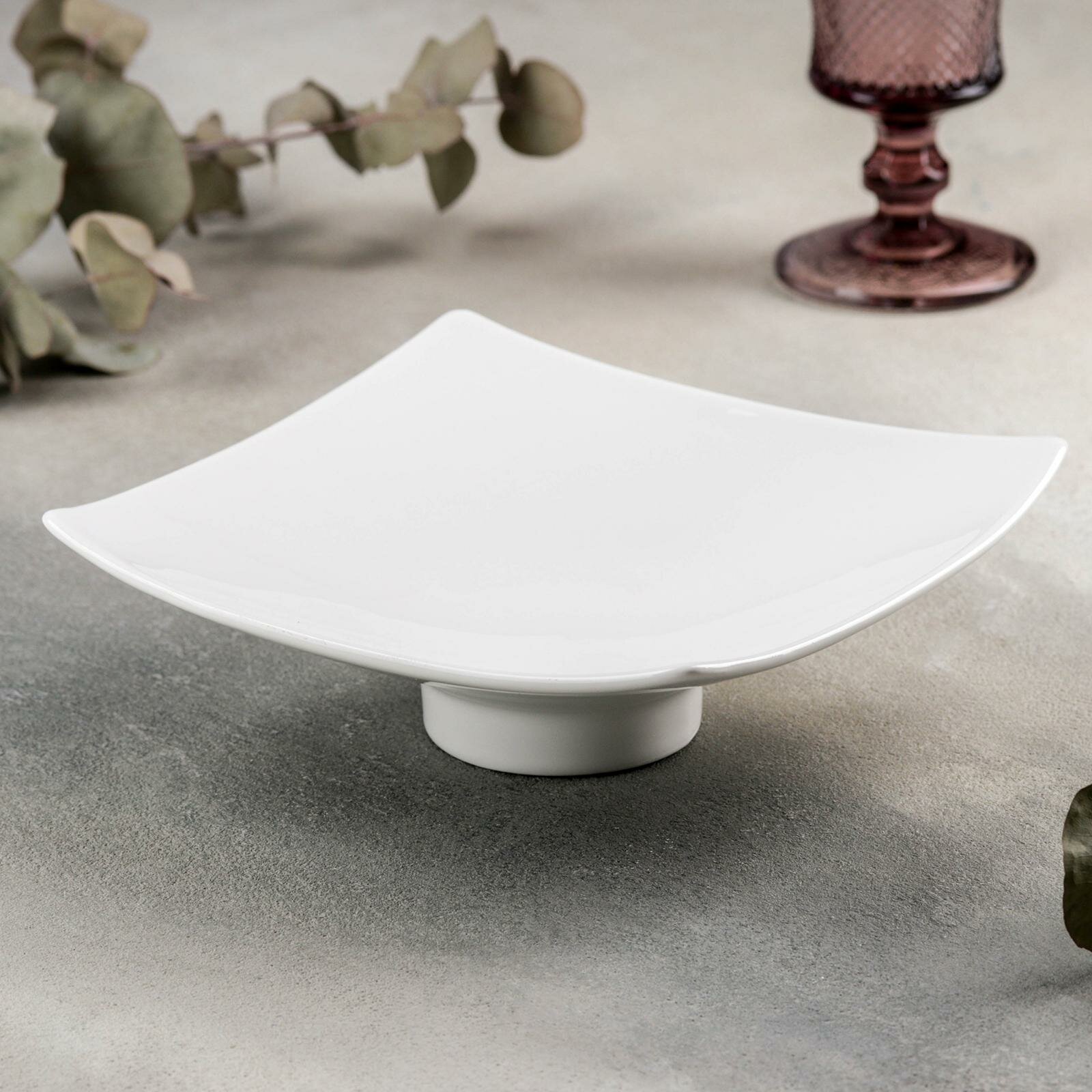 Блюдо квадратное Wilmax, d=18.5 см, фарфор