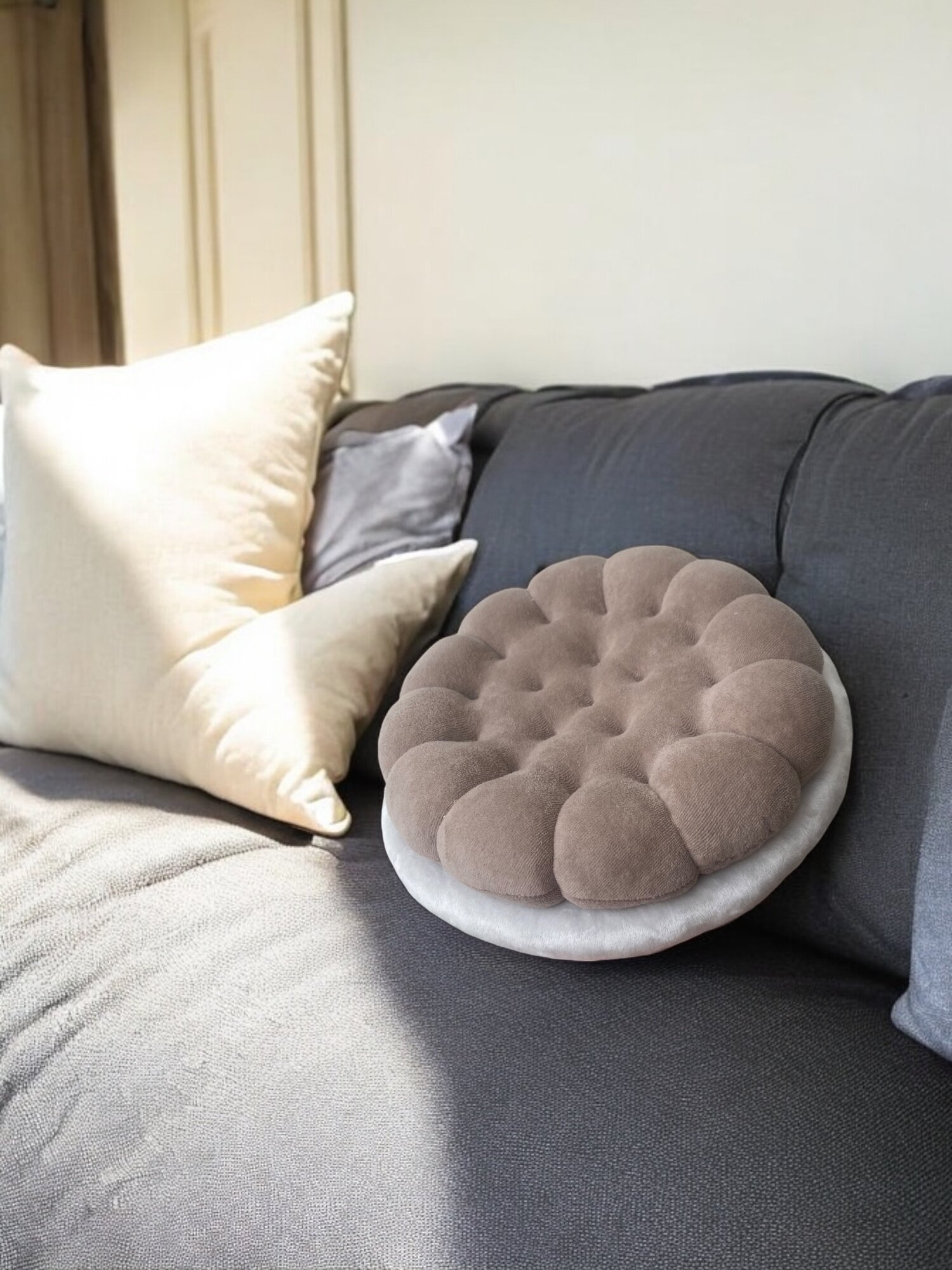 Декоративная подушка Baby.Eco.Decor `Печенье с кремом` Дизайнерская `Печенька` шоко