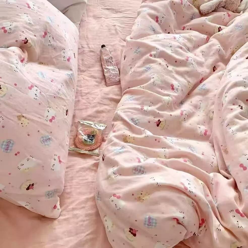 Комплект постельного белья MINISO Hello Kitty розовый 220x260cm 3PCS, Черный