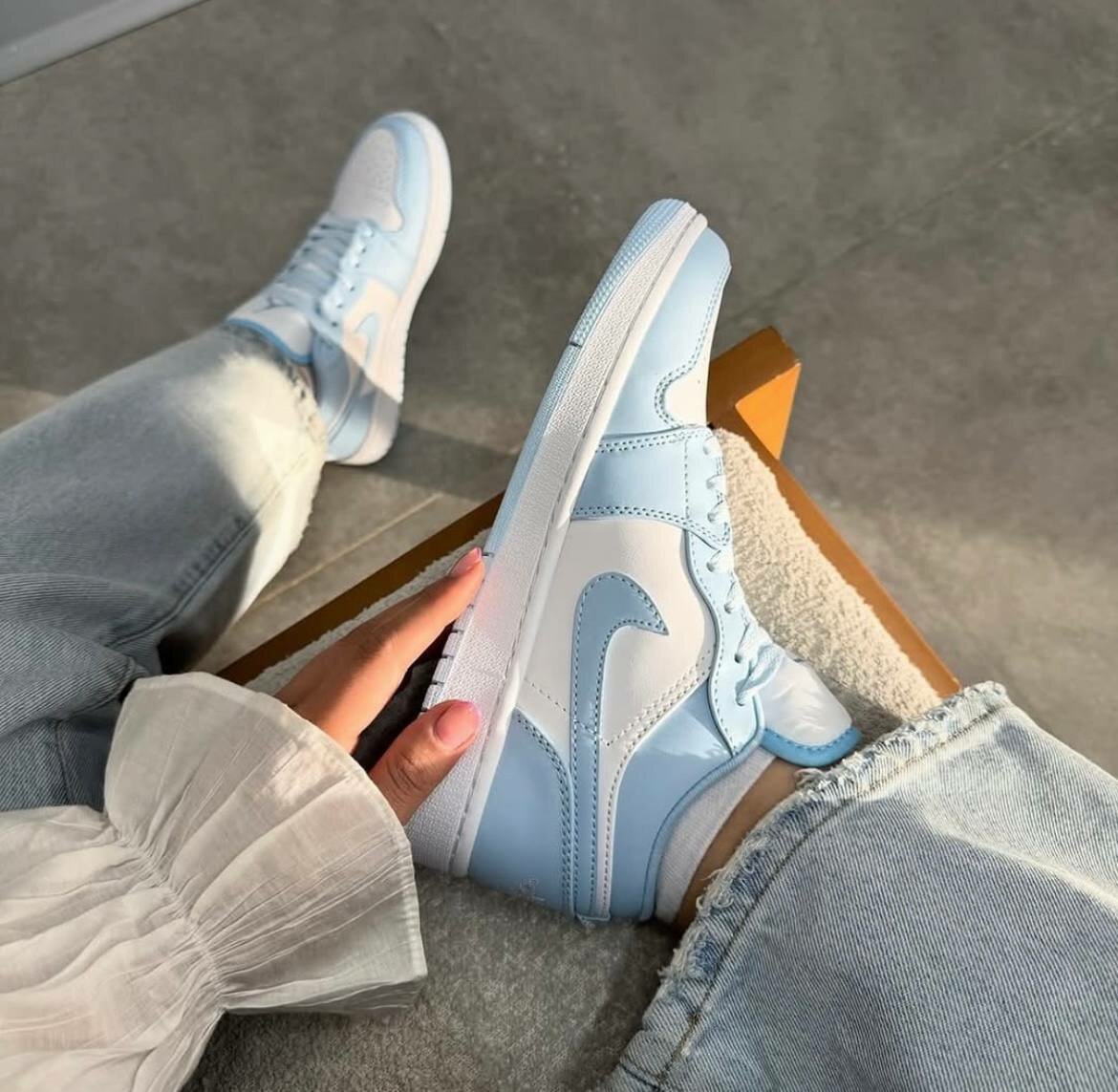Кроссовки Air Jordan 1 Low “White Ice Blue”