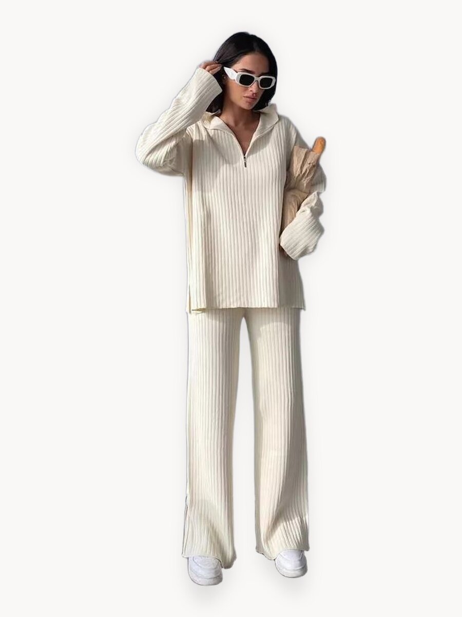 Комплект одежды