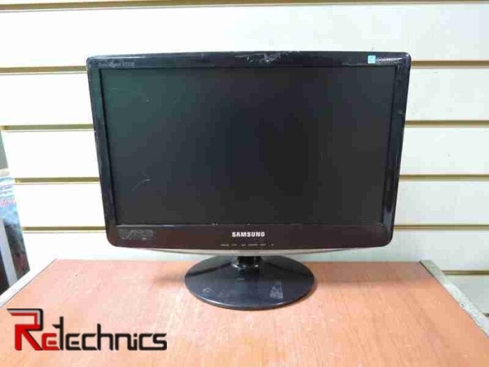 Монитор с дефектом ЖК 19'' 16:10 Samsung B1930Nw черный VGA